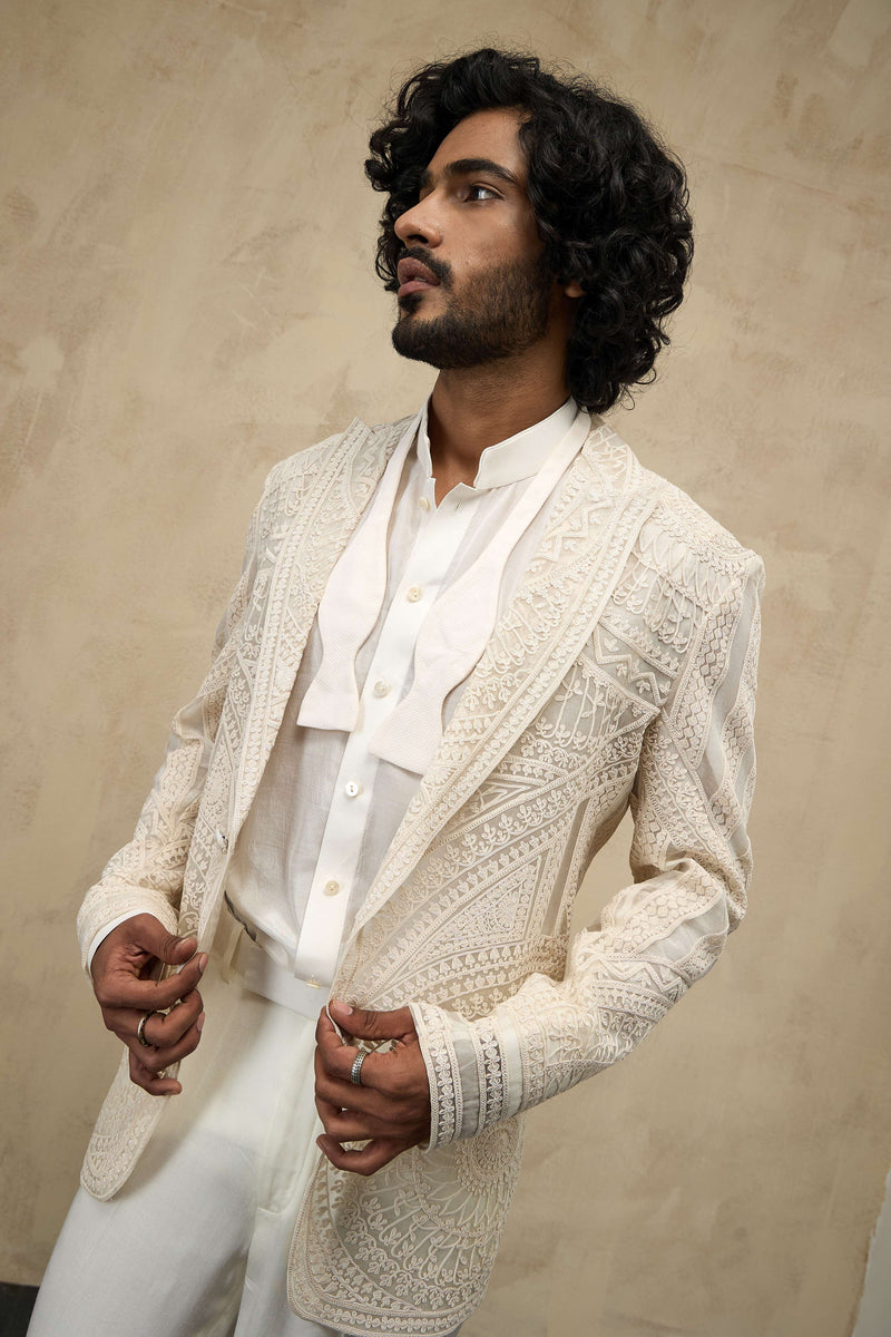 Dori Half Moon Blazer Set with Kamarband & Bow-tie – Arjan Dugal